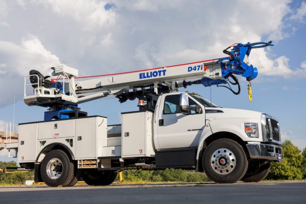 Elliott D47 Digger Derrick - Utility Fleet Professional