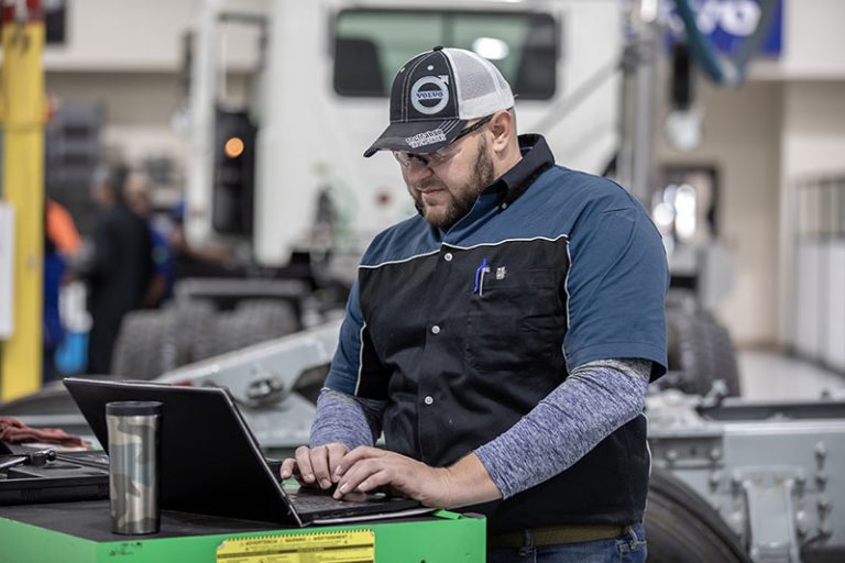What to Consider When Coordinating OEM Training Opportunities for Your Shop Technicians ...