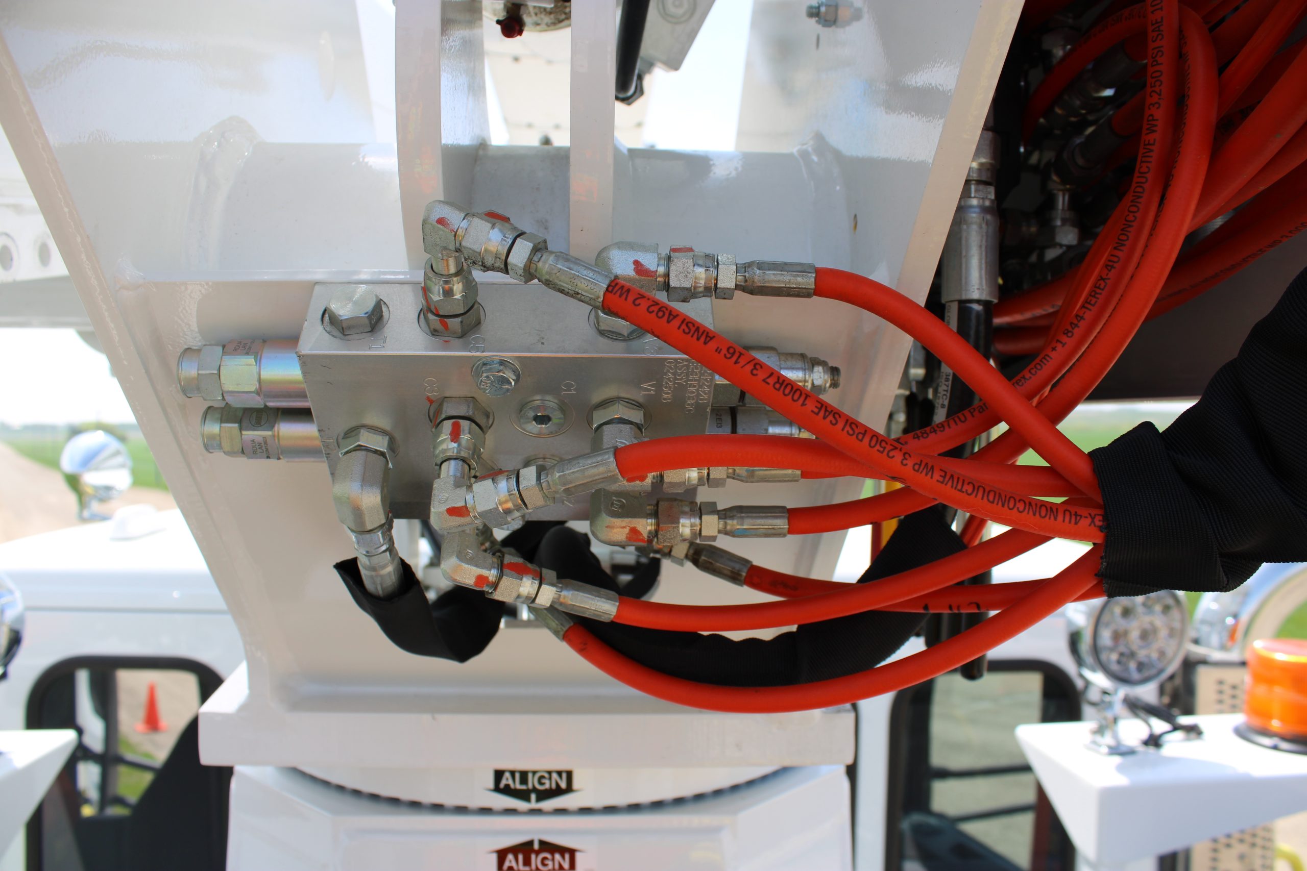 Extending the Life of Hydraulic Hoses - Utility Fleet Professional